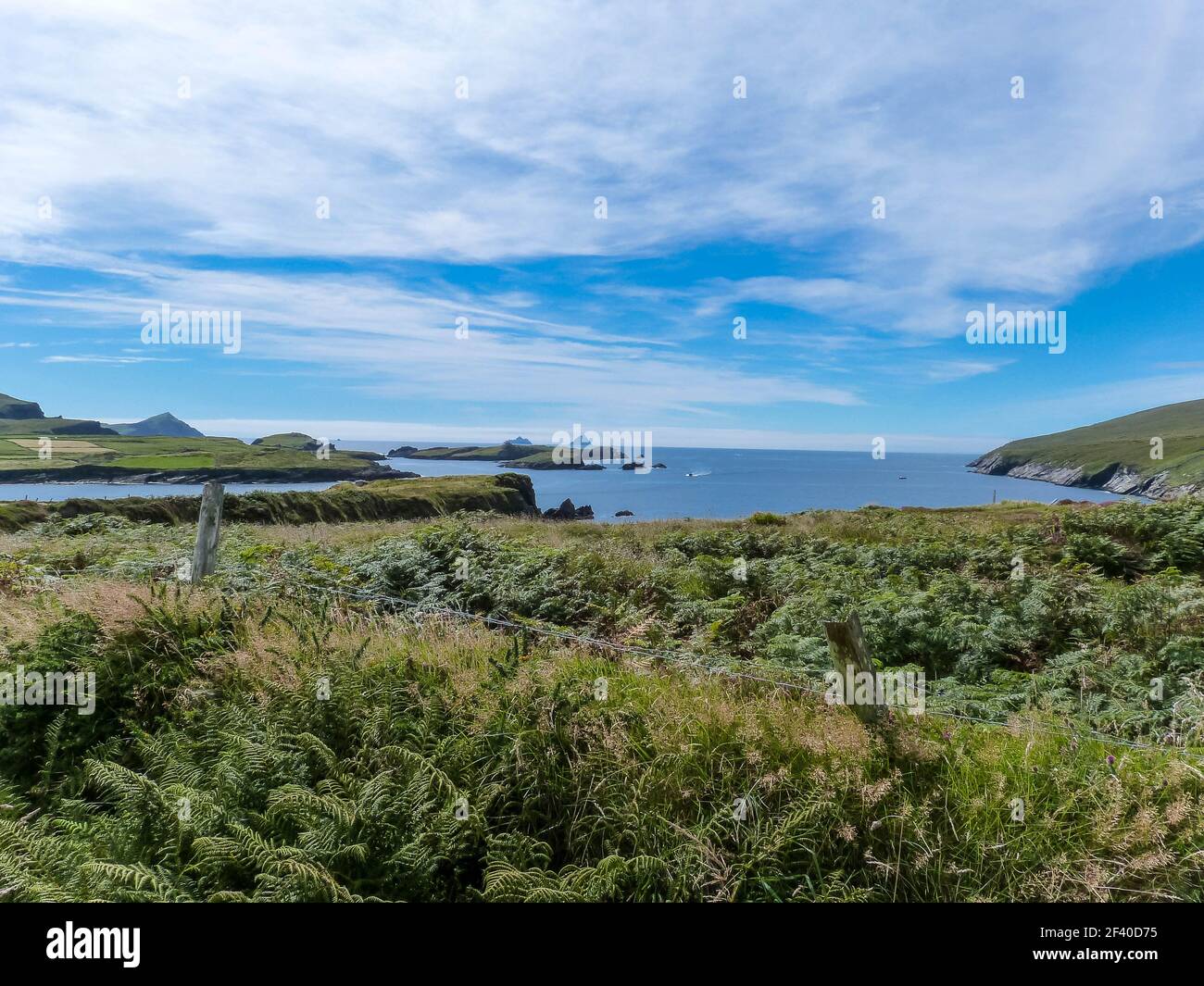 amazing irish landscape with blue sky, ocean and sunshine Stock Photo ...