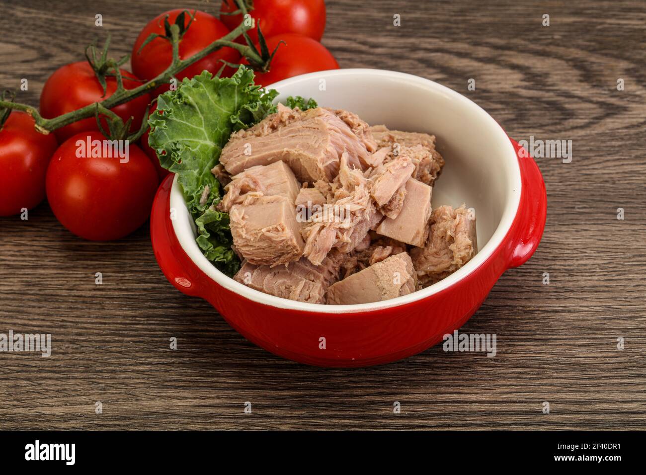 Tasty Canned tuna fillet in the bowl Stock Photo - Alamy