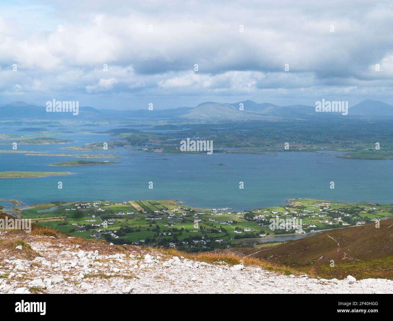 amazing irish landscape with blue sky, ocean and sunshine Ireland view ...