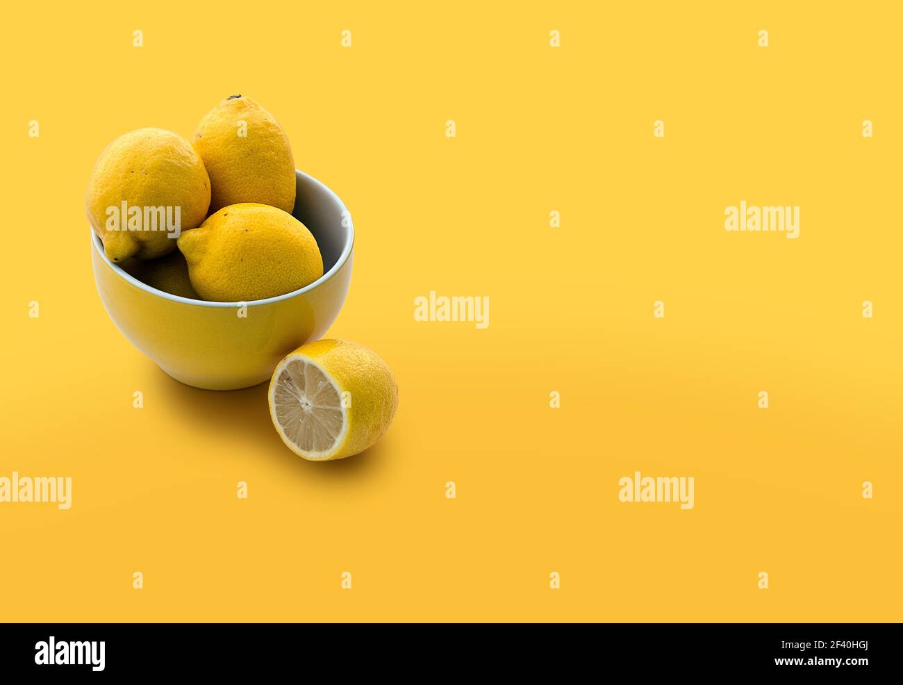 Full of lemons hi-res stock photography and images - Alamy