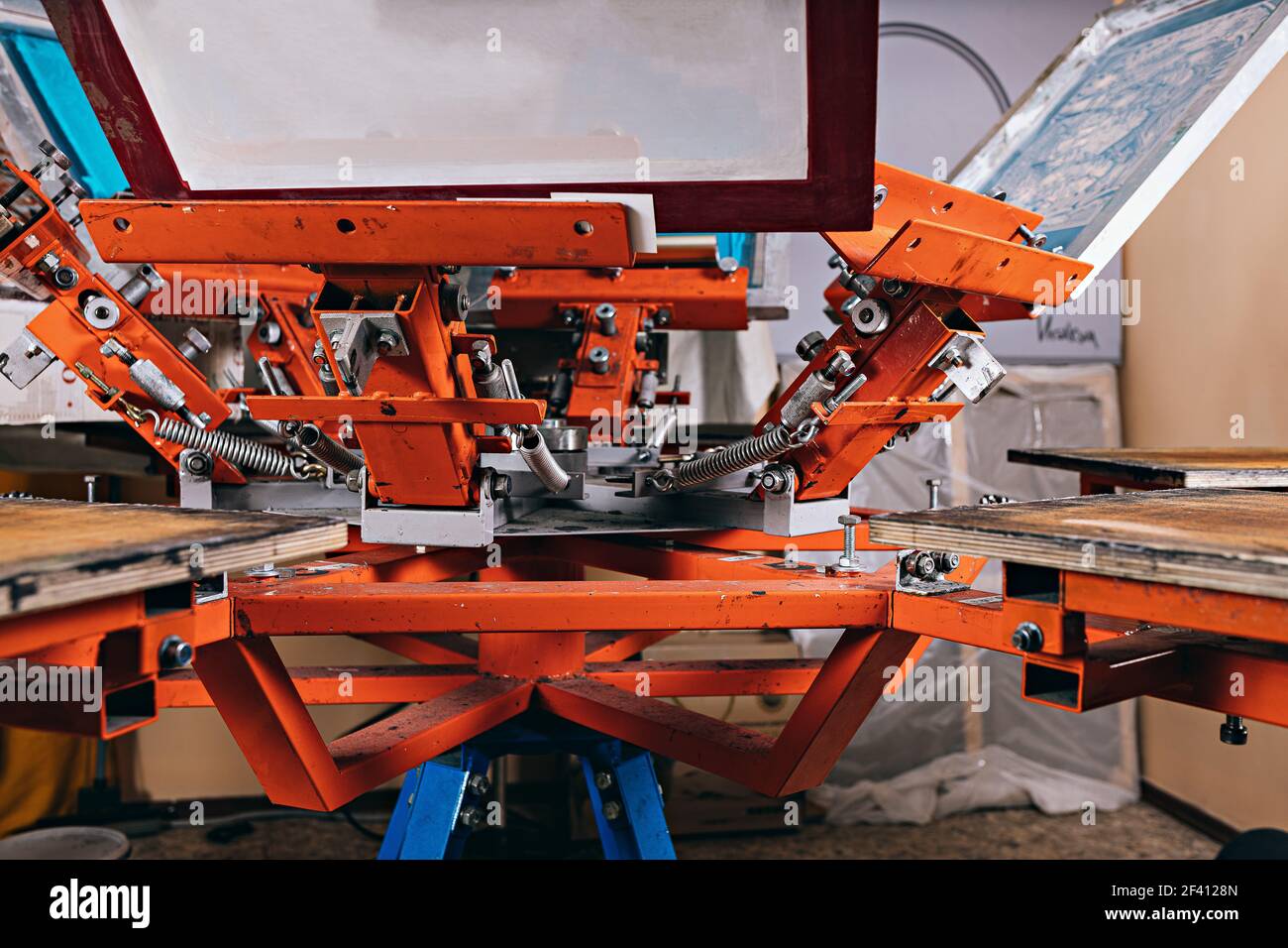 Stencil printer hi-res stock photography and images - Alamy