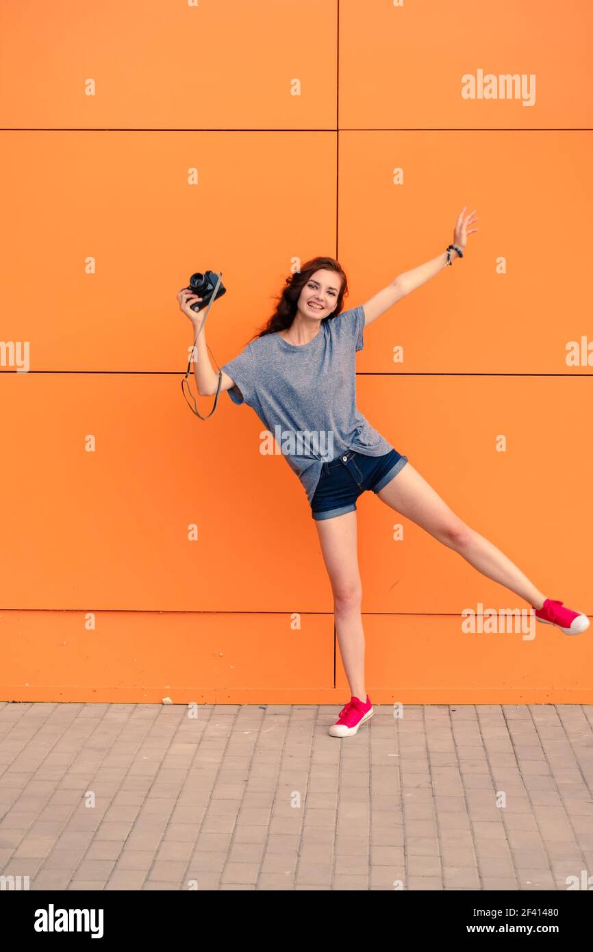 Girl photoshoot hi-res stock photography and images - Alamy
