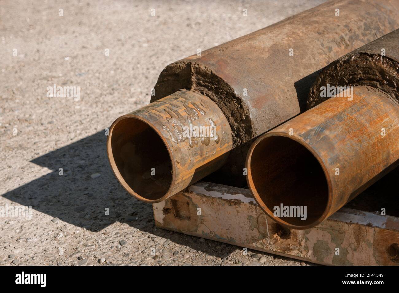 Scrap metal pipe hi-res stock photography and images - Alamy