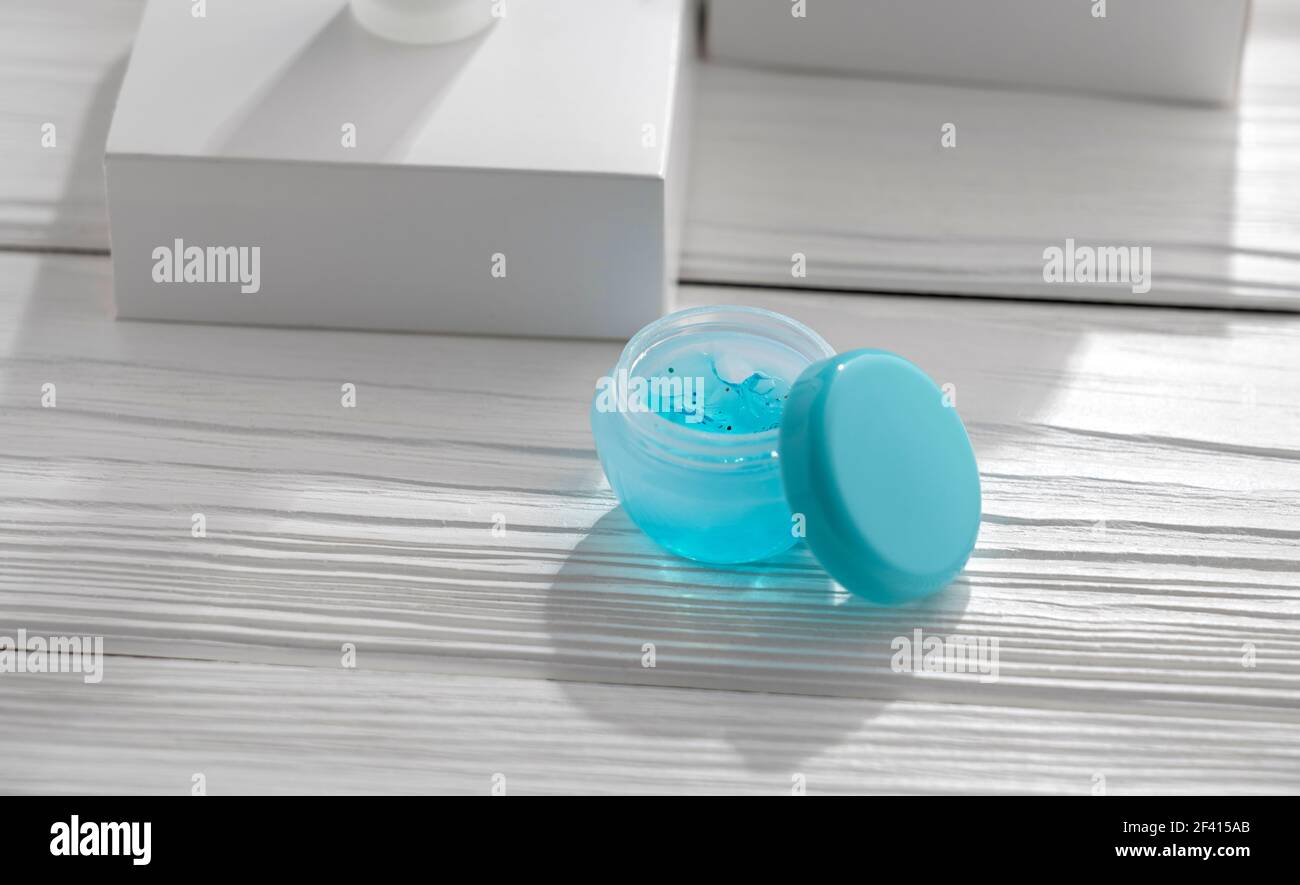 Open top container hi-res stock photography and images - Alamy