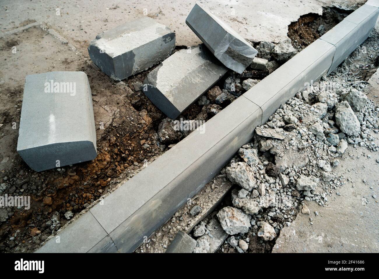 Curb block hi-res stock photography and images - Alamy