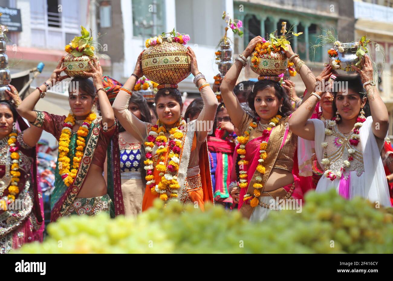 Beawar, Rajasthan, India, April 9,2016: Rajasthani women keeping water ...