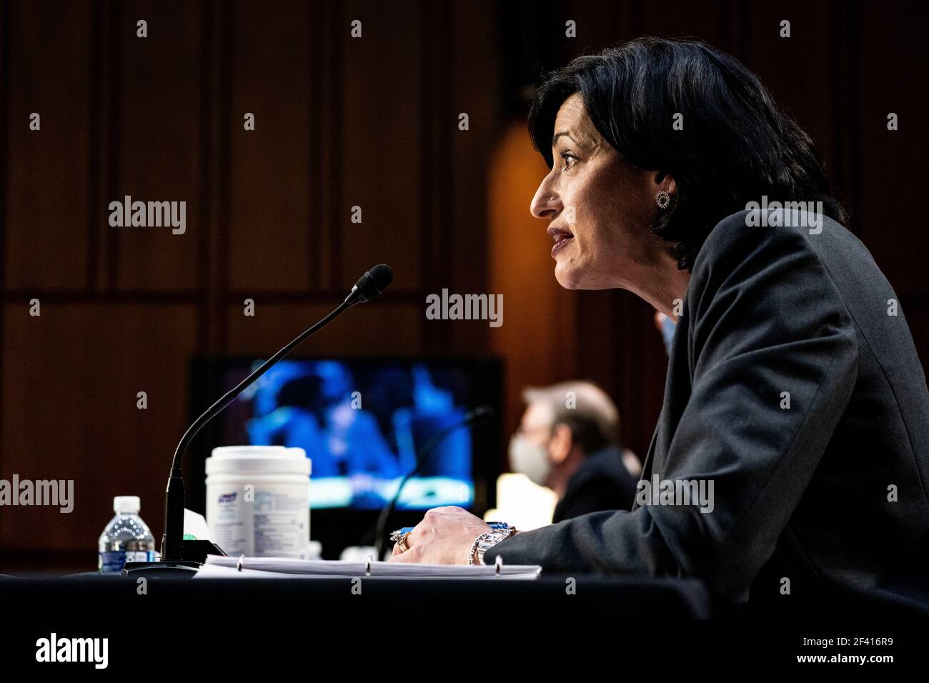 Walensky vaccine hi-res stock photography and images - Alamy