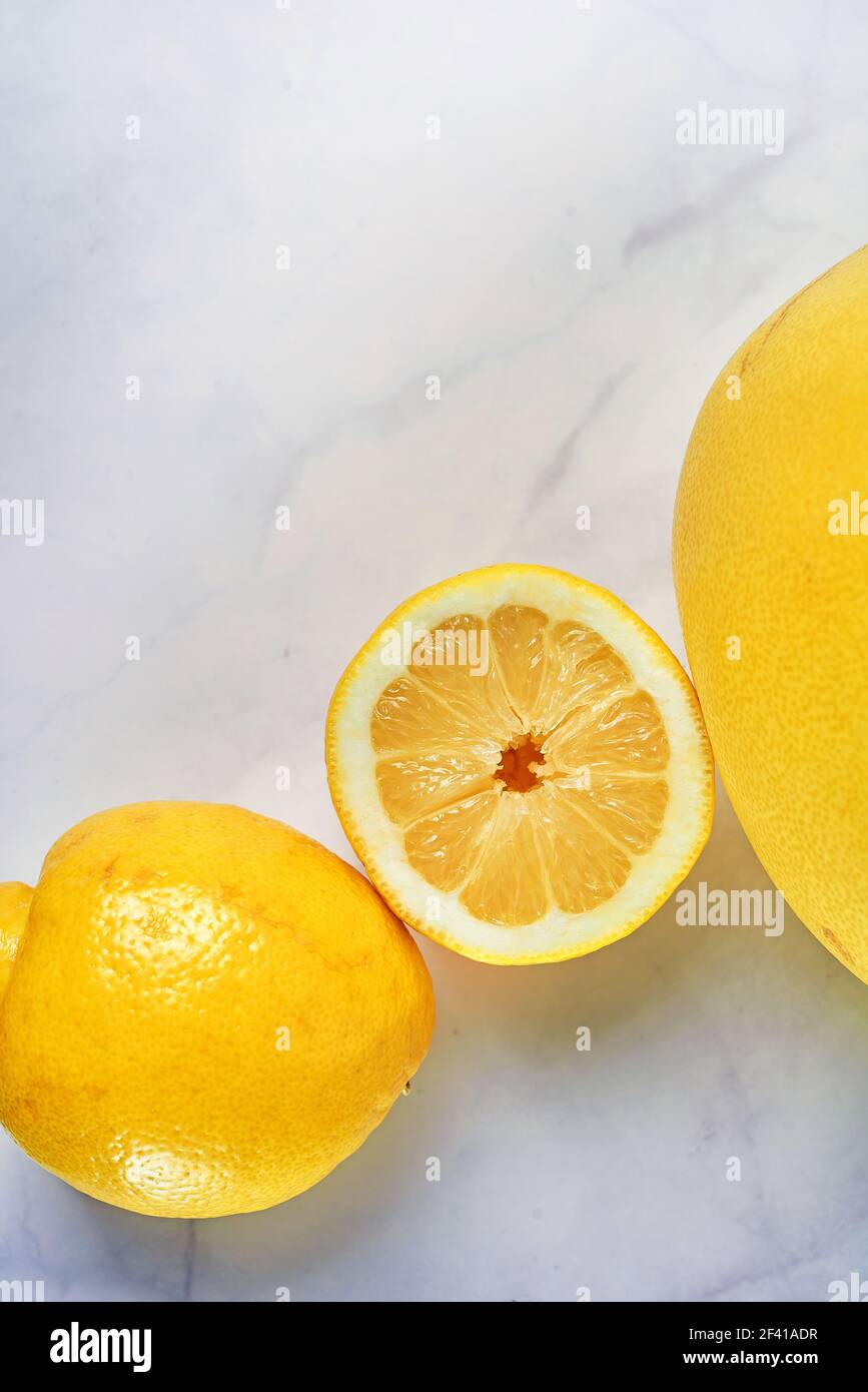 Lemon cross section seed hi-res stock photography and images - Alamy