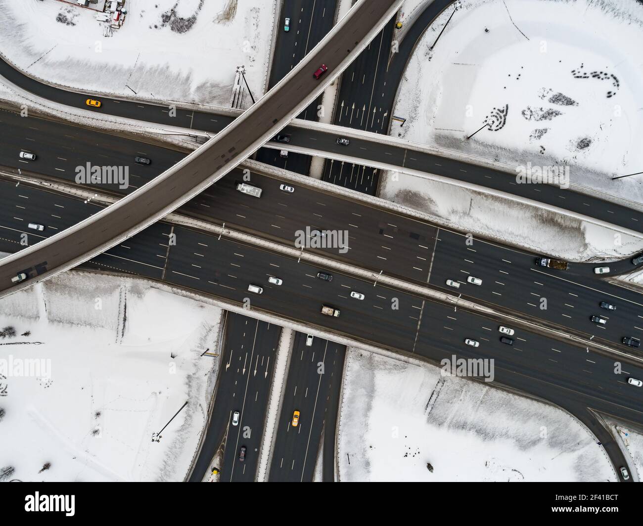 Aerial view of a freeway intersection Snow-covered in winter Stock ...
