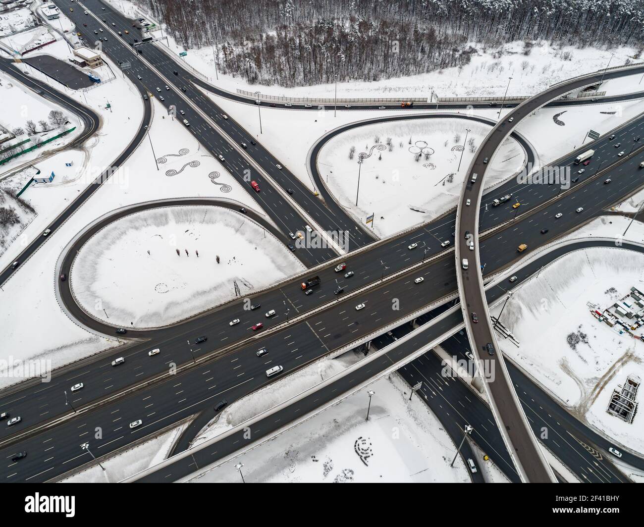 Aerial view of a freeway intersection Snow-covered in winter Stock ...