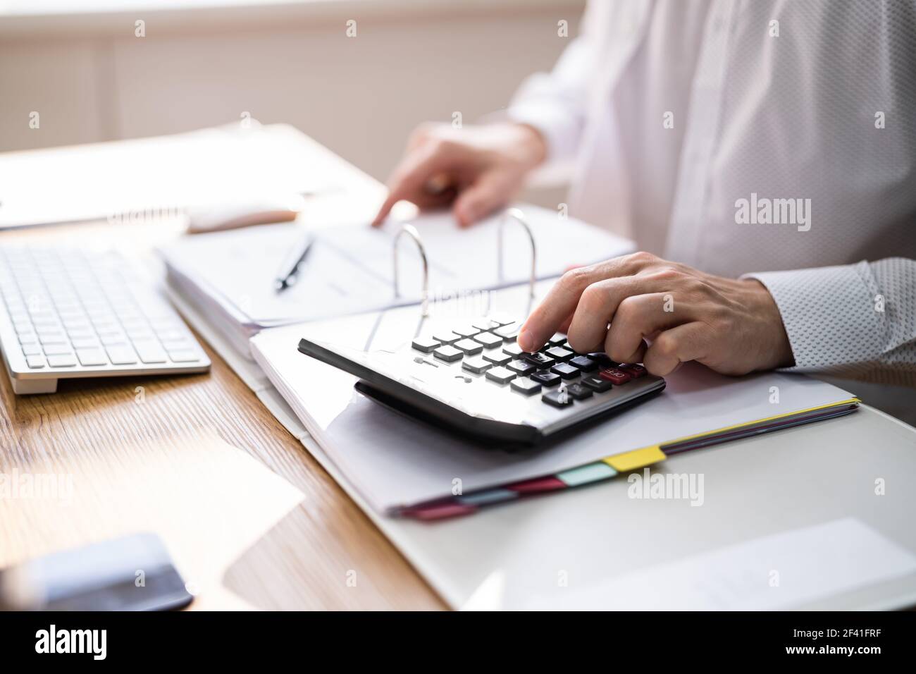 Finance manager hi-res stock photography and images - Alamy