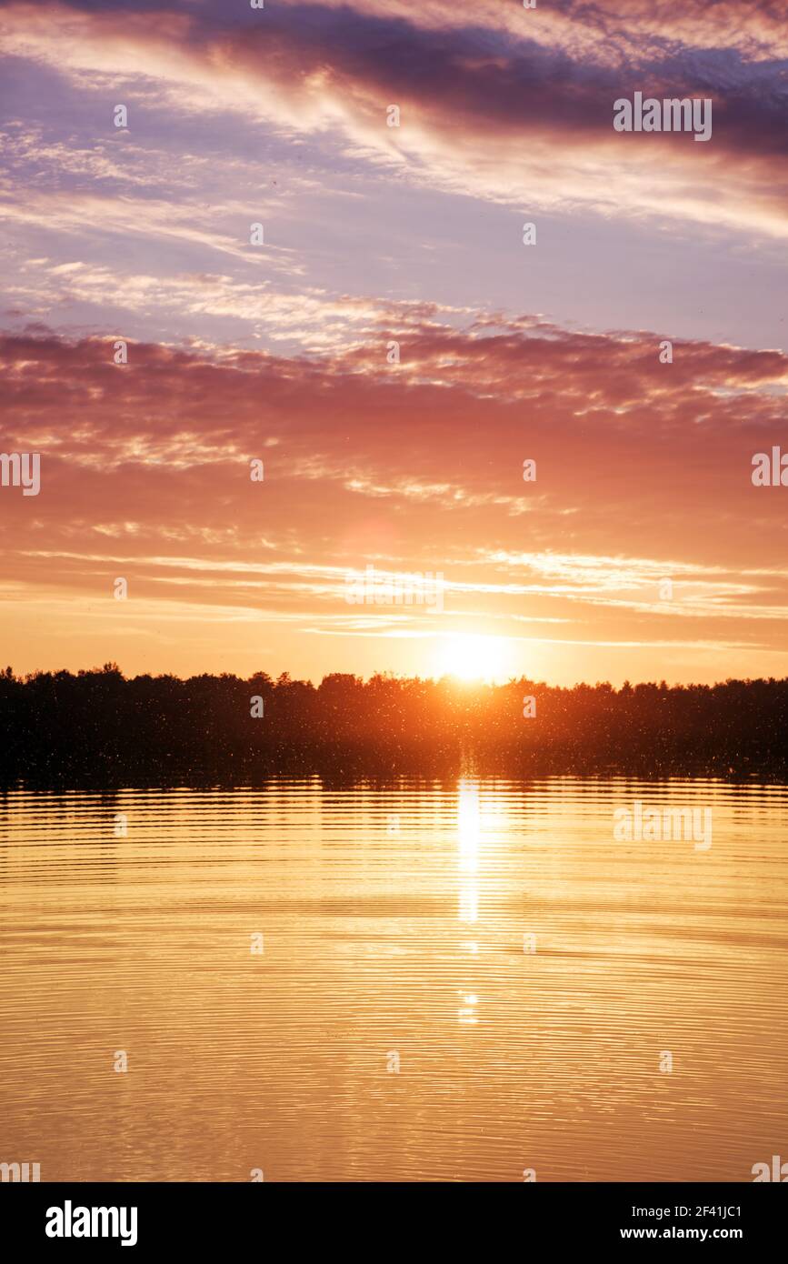 Morning colors over lake mountain hi-res stock photography and images ...