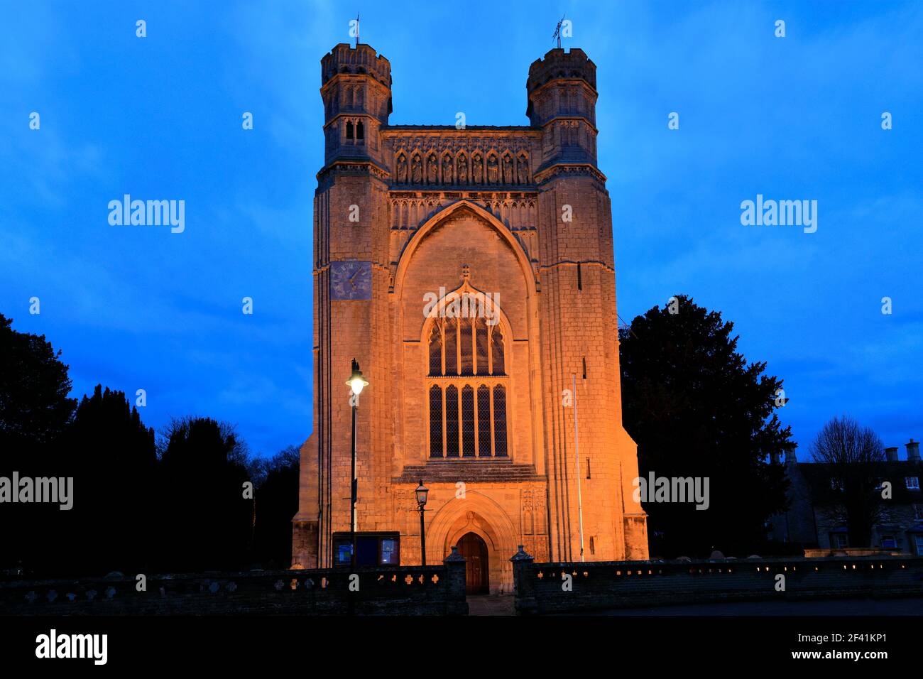 St botolphs church at night hi-res stock photography and images - Alamy