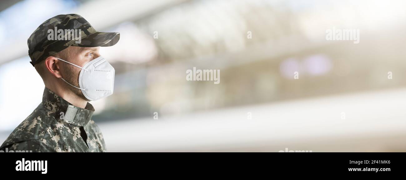 Army men wearing mask hi-res stock photography and images - Alamy