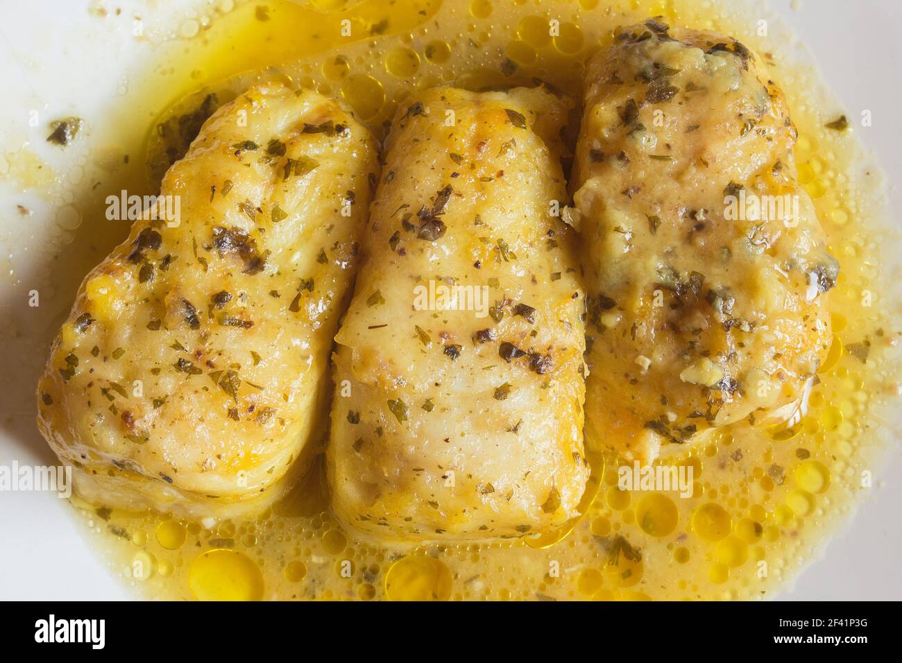 Plating fish meal hi-res stock photography and images - Alamy
