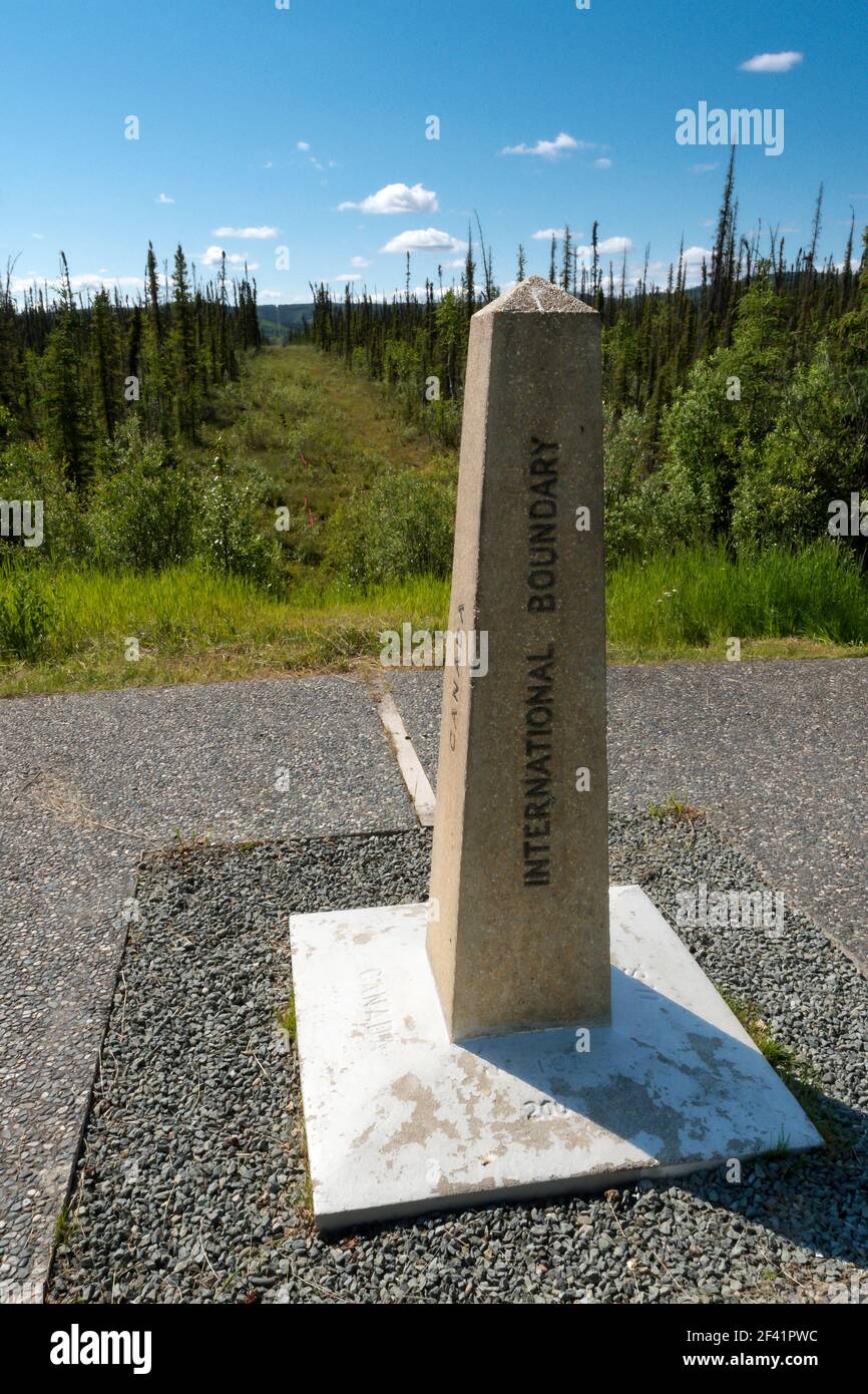 North America; Canada; Yukon Territory; Alaska Highway; International ...