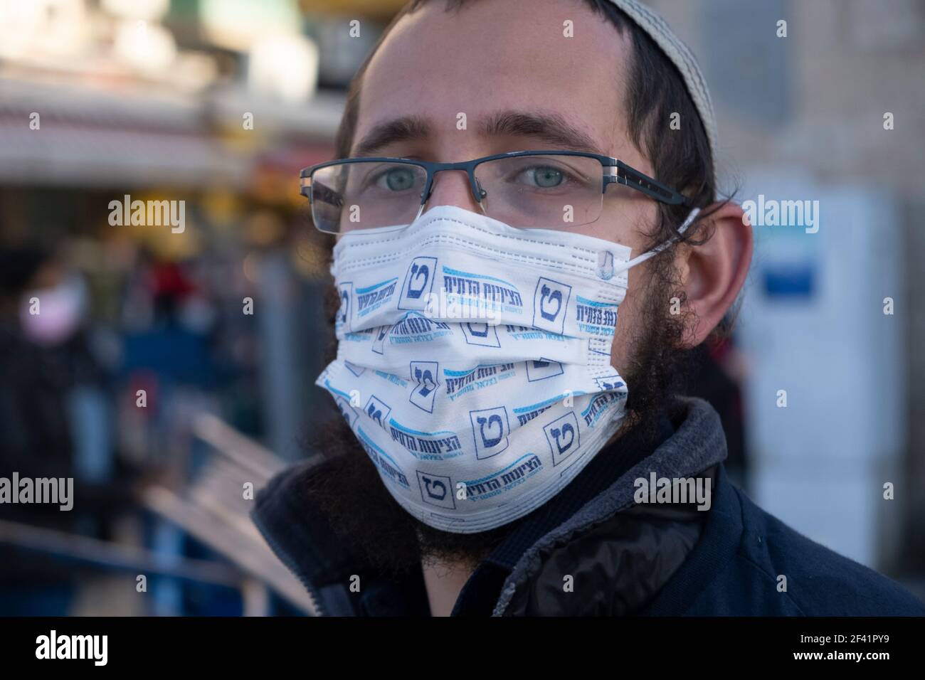 A religious Jew wearing a face mask due to the COVID-19 coronavirus ...