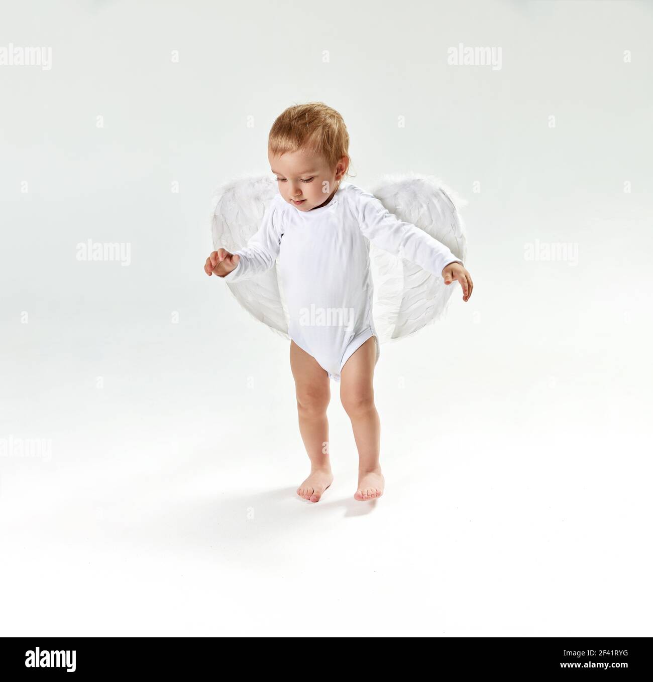 Baby angel wings hi-res stock photography and images - Alamy