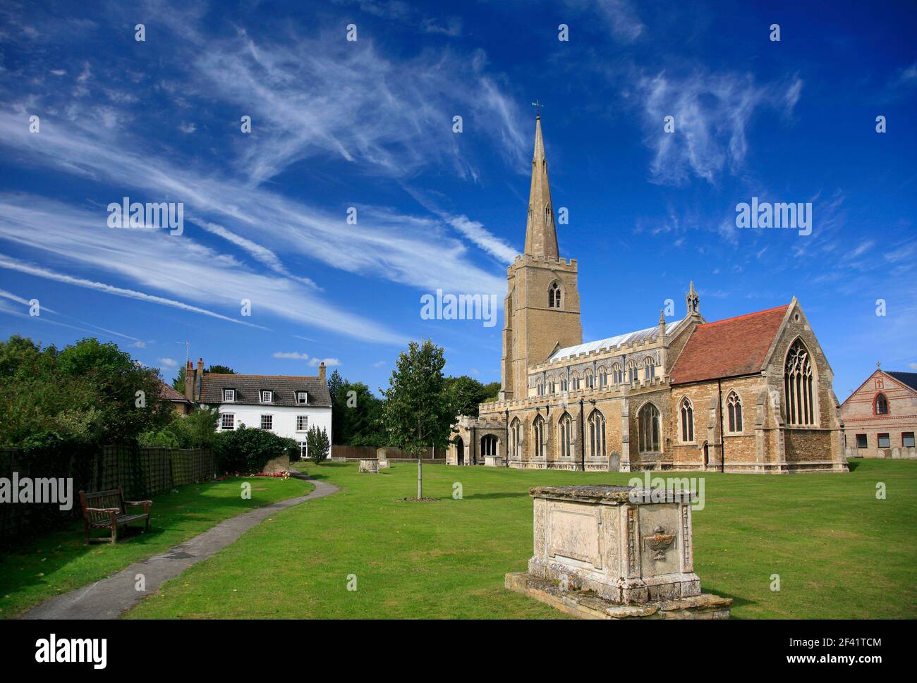 England tourist attractions hi-res stock photography and images - Alamy