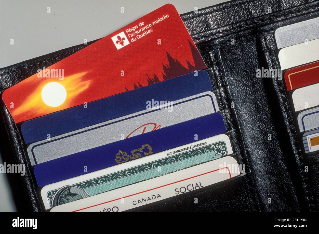 Identity card canada hi-res stock photography and images - Alamy