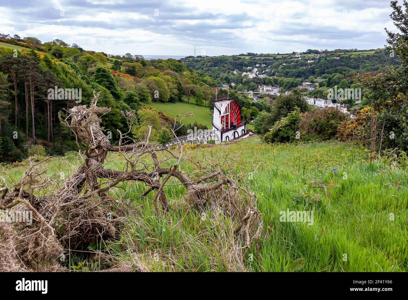 Laxey Wheel (Lady Isabella) - Victorian water wheel designed to pump ...