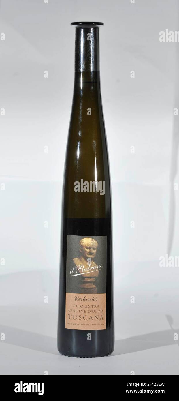 David olive hi-res stock photography and images - Alamy