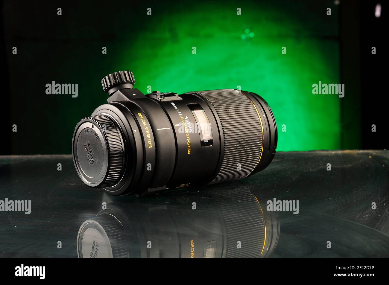 150mm lens hi-res stock photography and images - Alamy