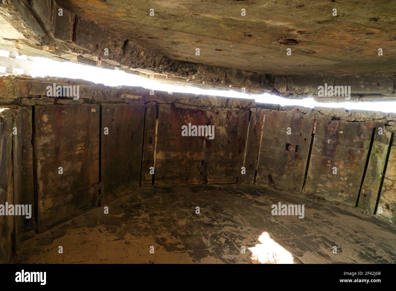 Inside bunkers hi-res stock photography and images - Alamy