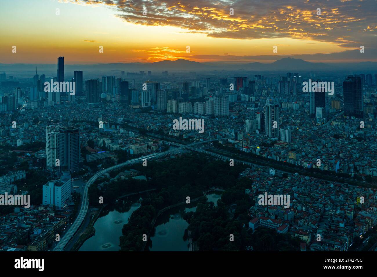 Hanoi skyline hi-res stock photography and images - Alamy