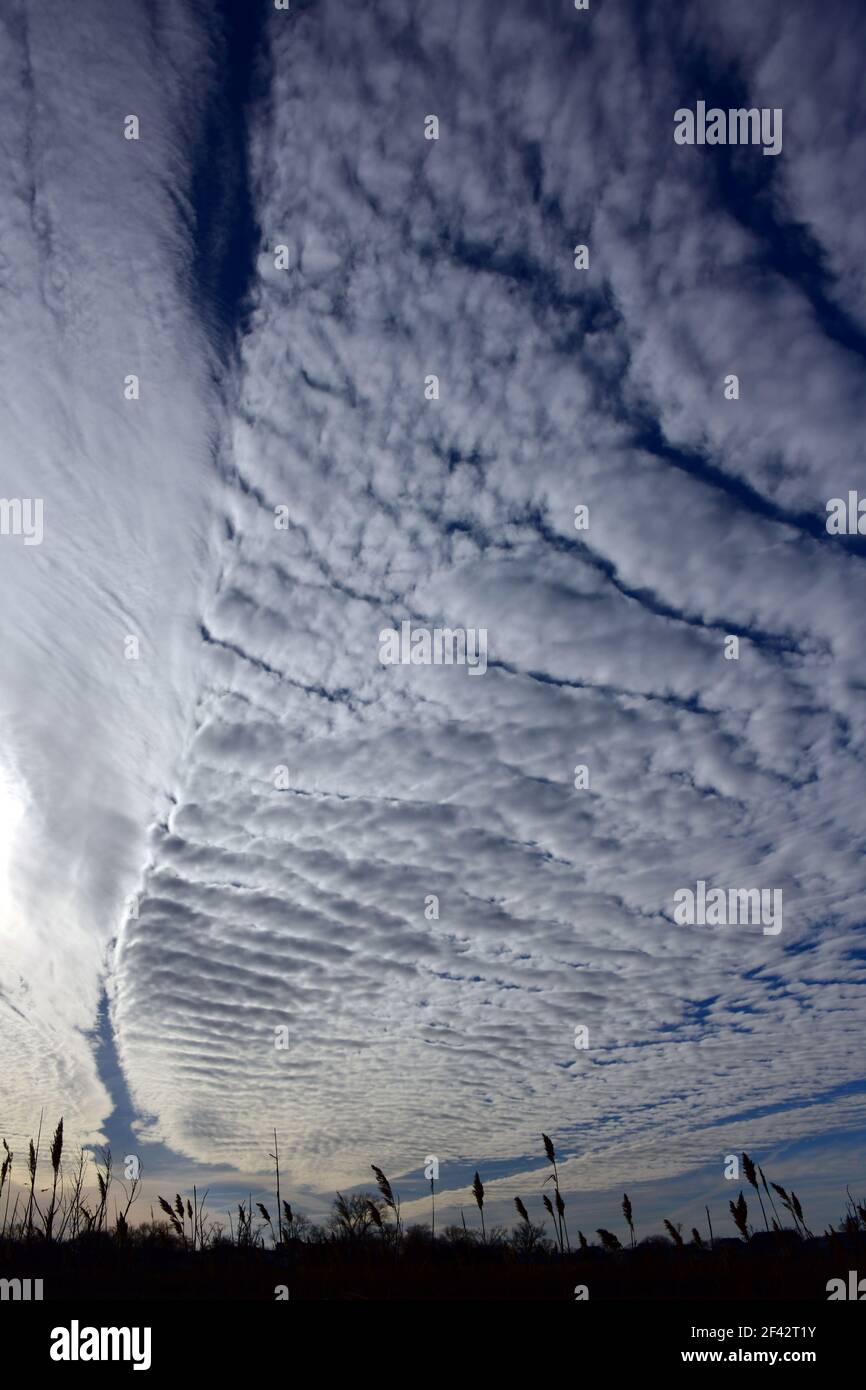 Cirrus Cloud Patterns Stock Photo - Alamy