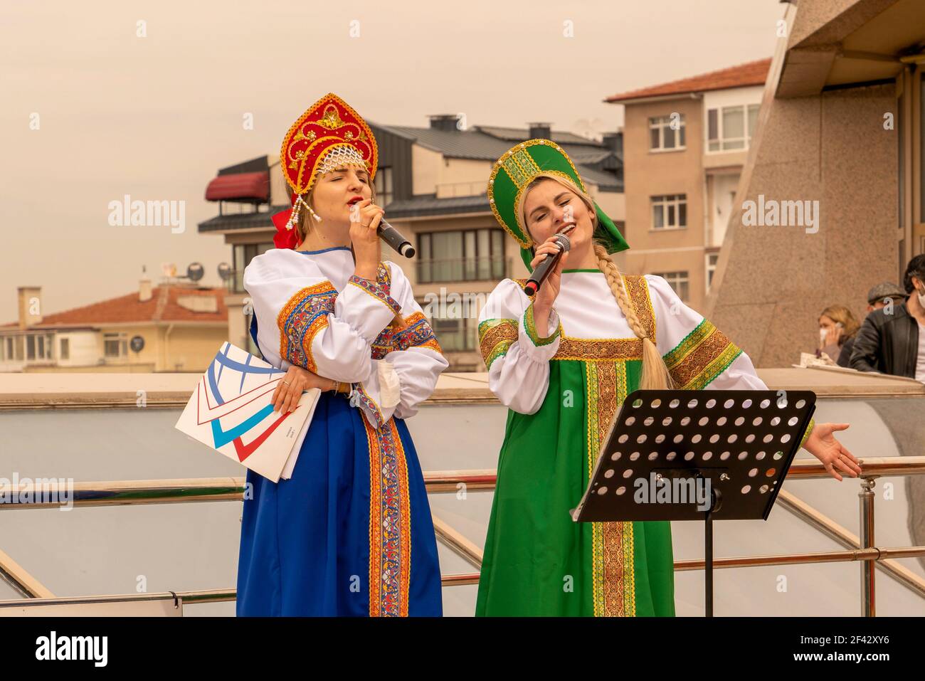 Ankara fashion show hi-res stock photography and images - Alamy