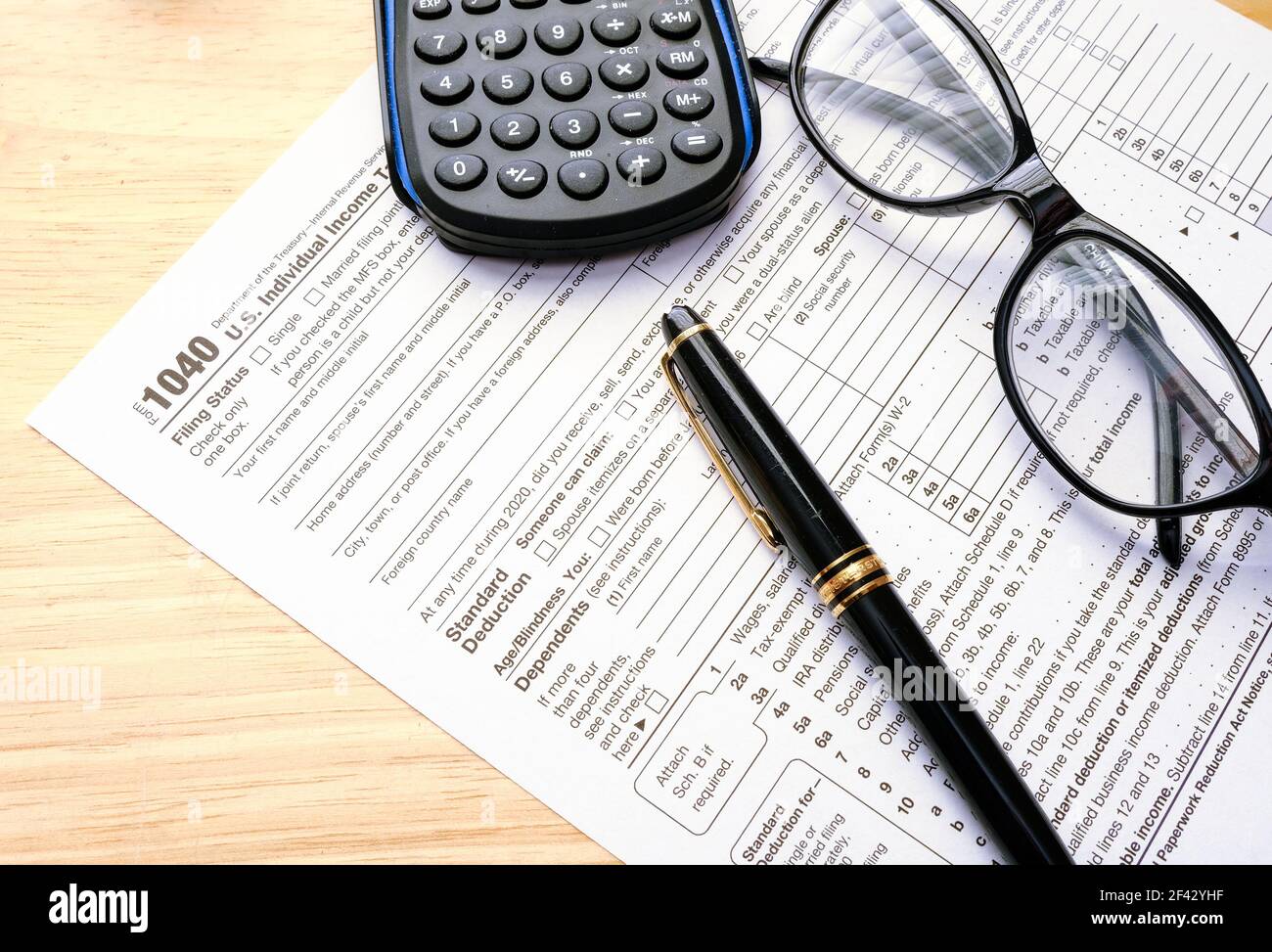 1040 Tax Form Stock Photo Alamy