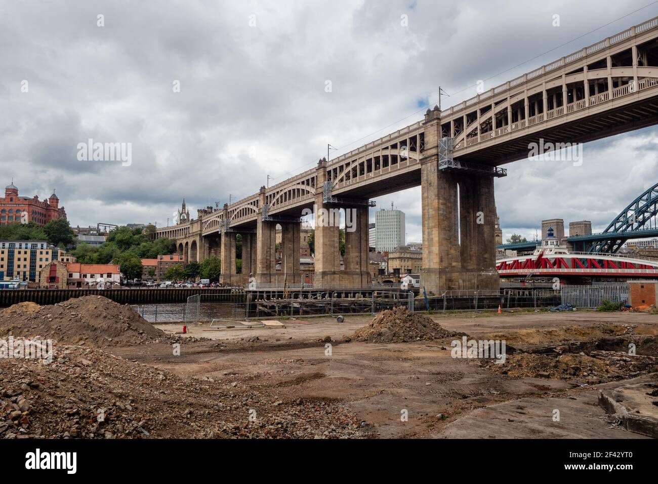 High level bridge hi-res stock photography and images - Alamy
