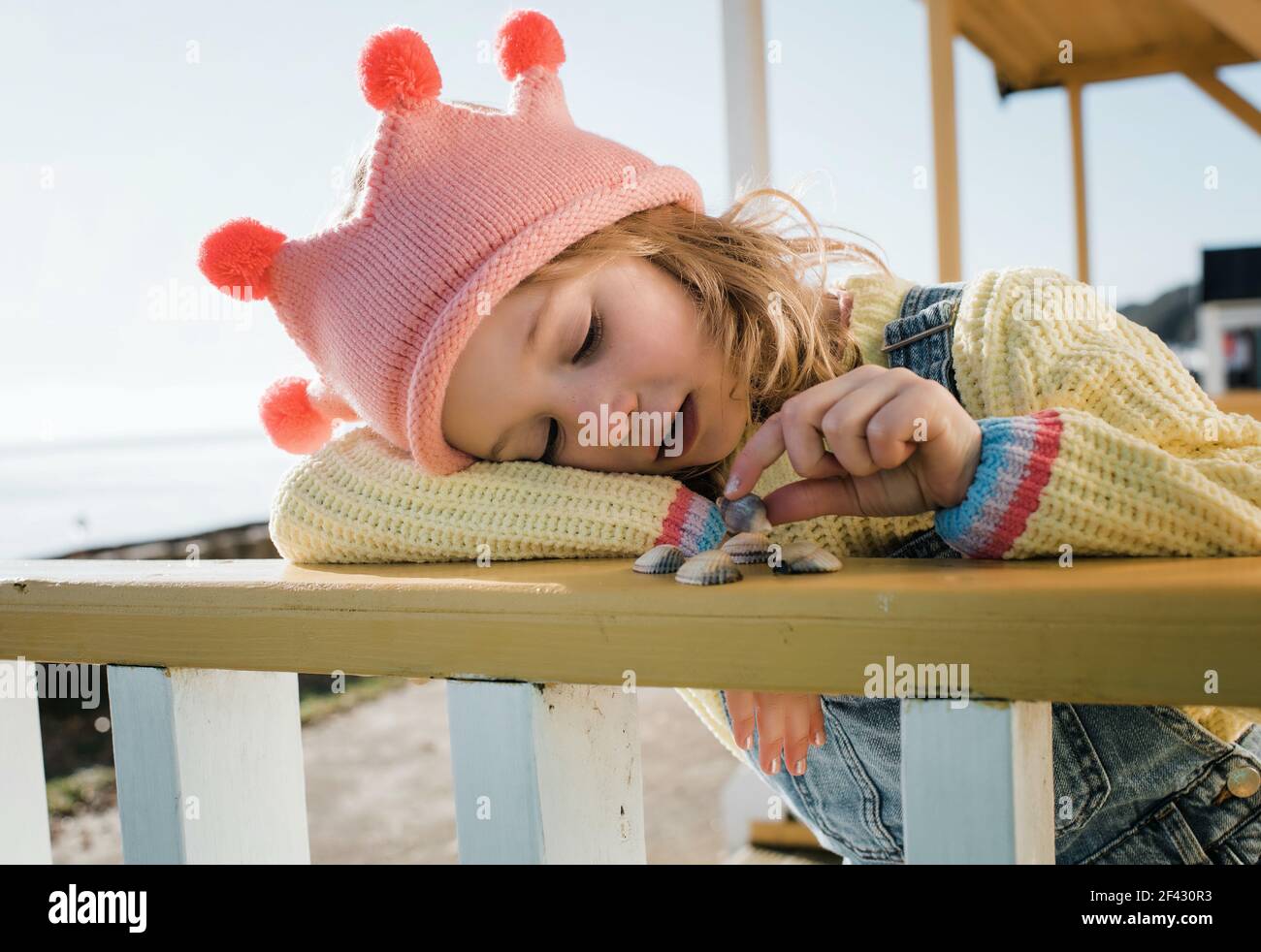Using their imagination hi-res stock photography and images - Alamy