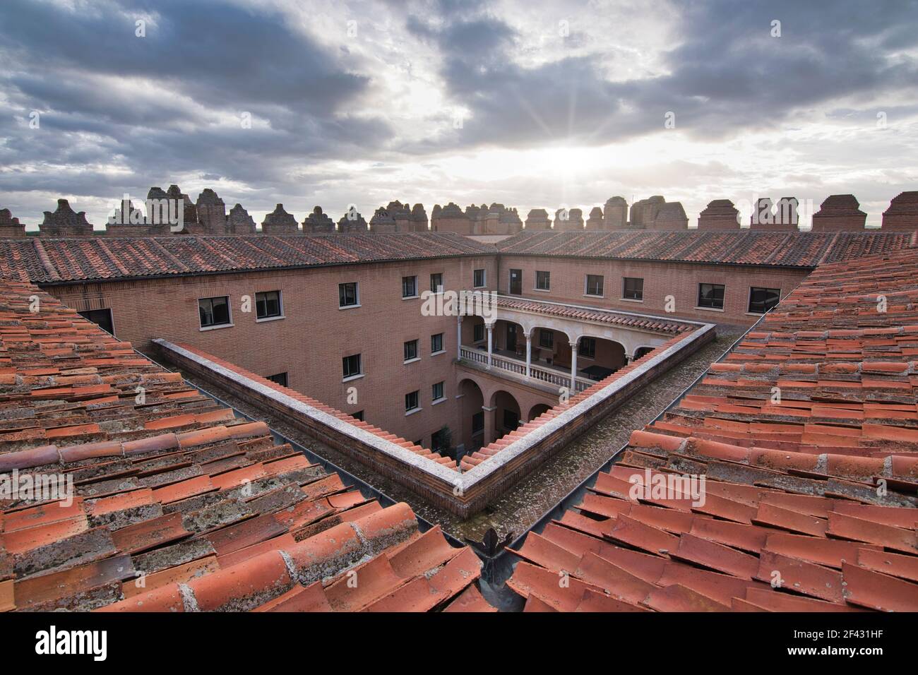 Castillo de coca segovia province hi-res stock photography and images ...