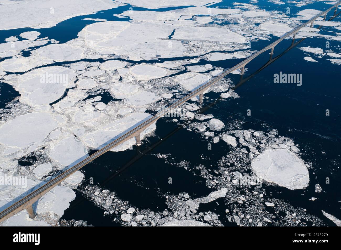 Aerial of confederation bridge hi-res stock photography and images - Alamy