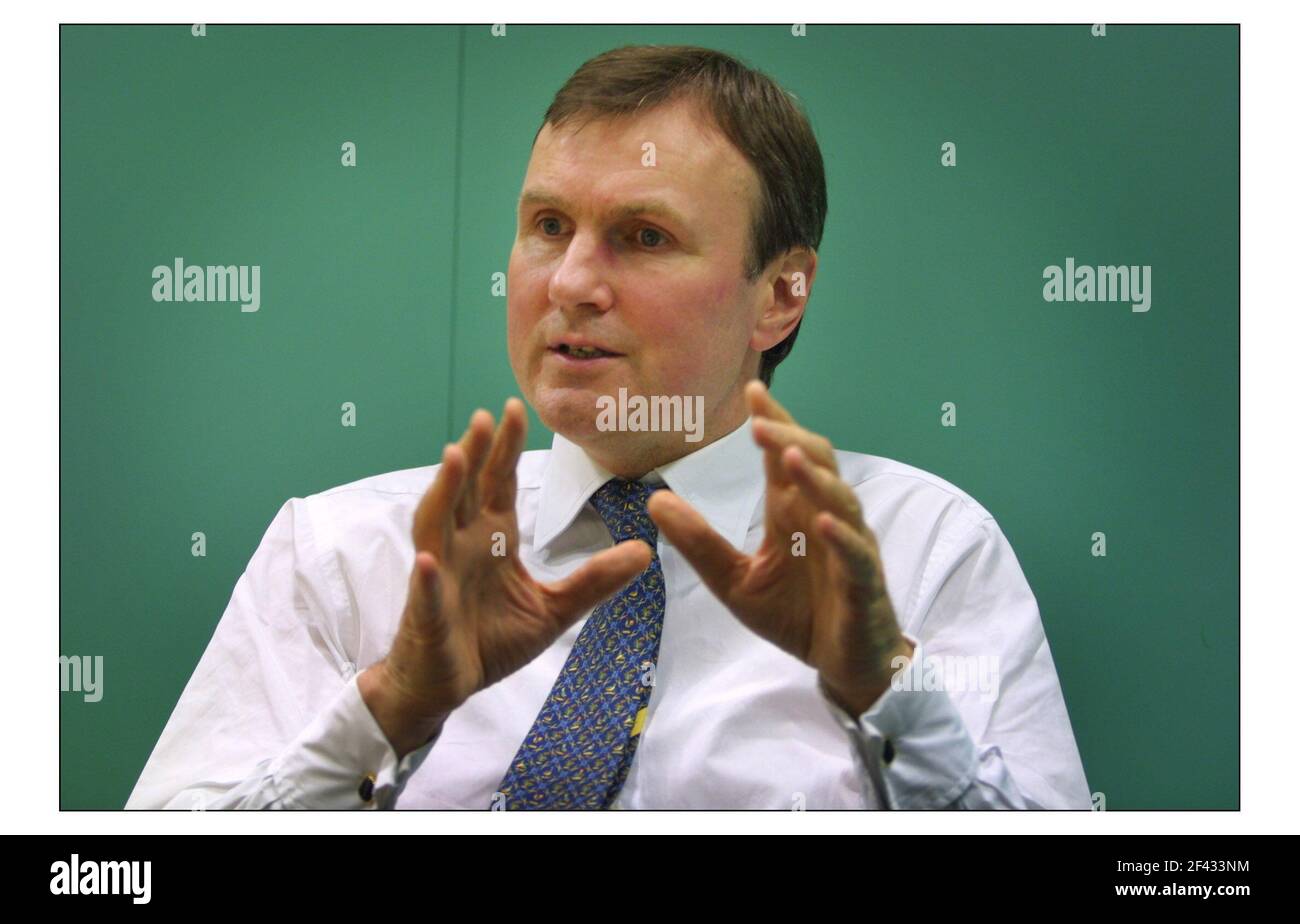 Conservative M.P. Archie Norman.pic David Sandison 7/11/2002 Stock ...