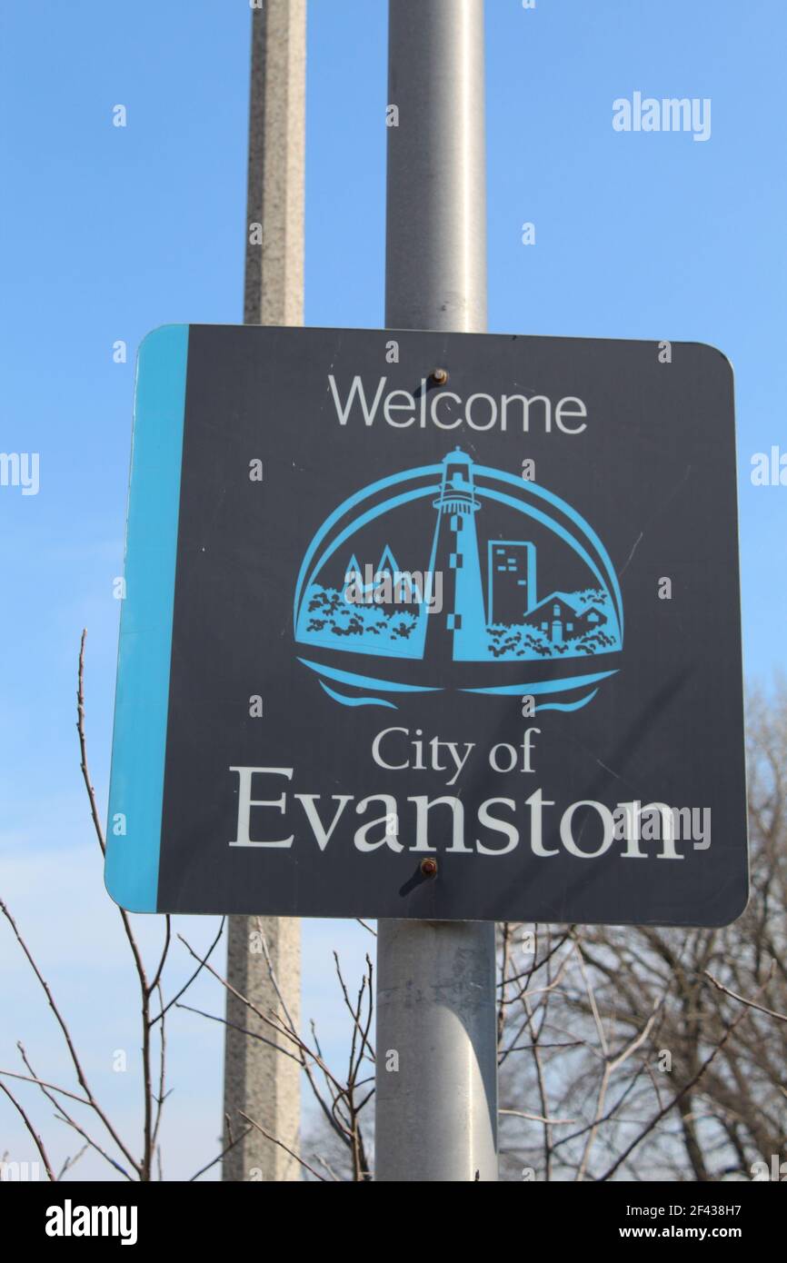 Welcome to the city of Evanston sign Stock Photo - Alamy