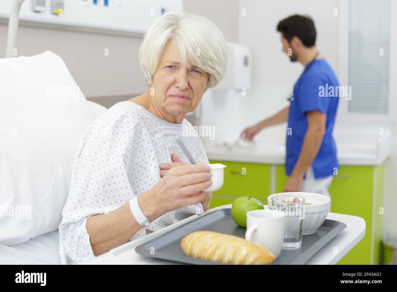 Woman and disliking food hi-res stock photography and images - Alamy