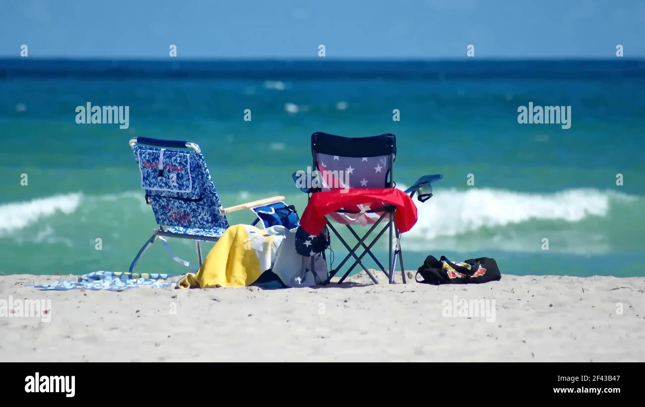 Florida beach with beach chair hi-res stock photography and images - Alamy