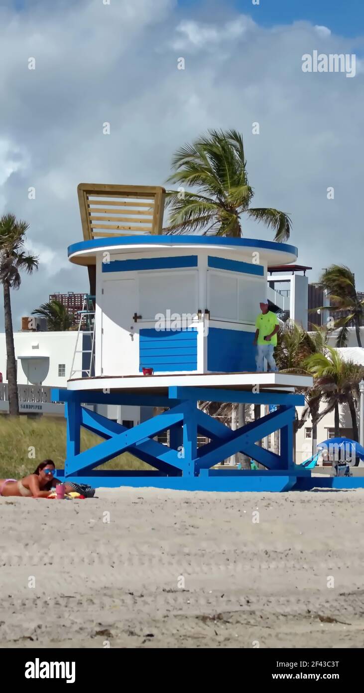 Fort lauderdale florida beach lifeguard hi-res stock photography and ...