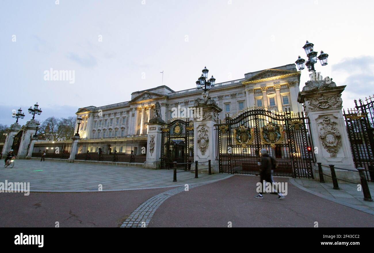 Buckingham Palace London England.evening time .the palace is still ...