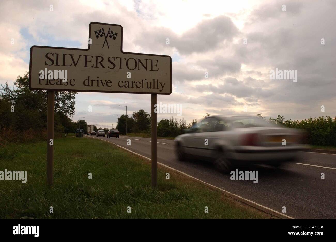THE ENTRANCE TO SILVERSTONE VILLAGE. PILSTON Stock Photo - Alamy