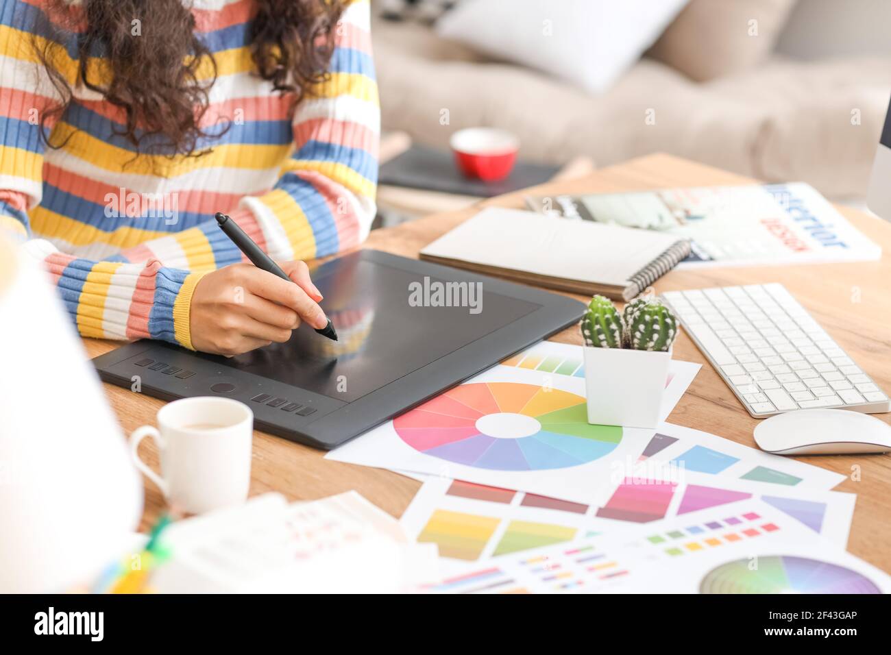Girl illustrator working graphic tablet hi-res stock photography and ...
