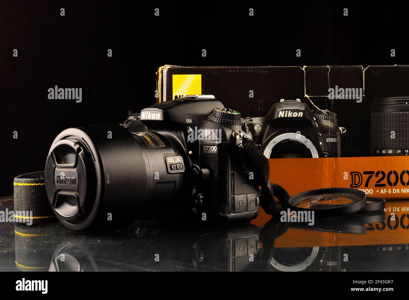 Photography, Nikon photo gear, studio shot Stock Photo - Alamy