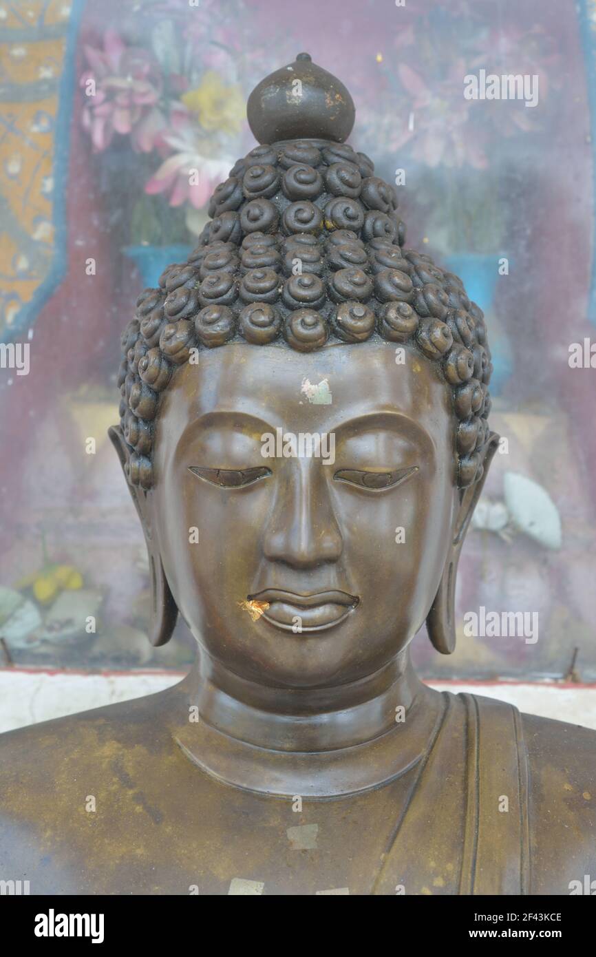 Focus on the Buddha's head Stock Photo - Alamy
