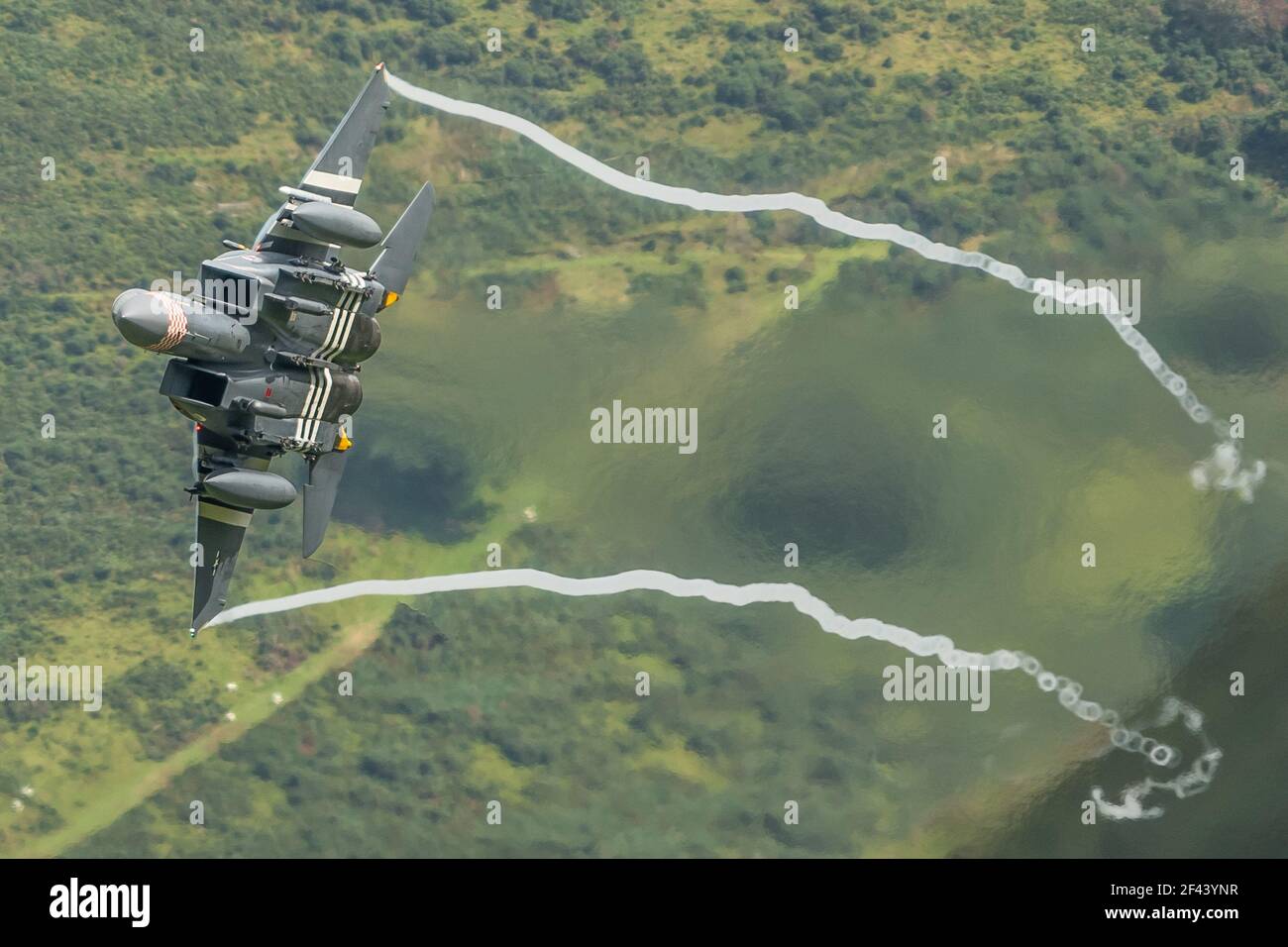 Mach Loop F-15 Low Level Stock Photo - Alamy