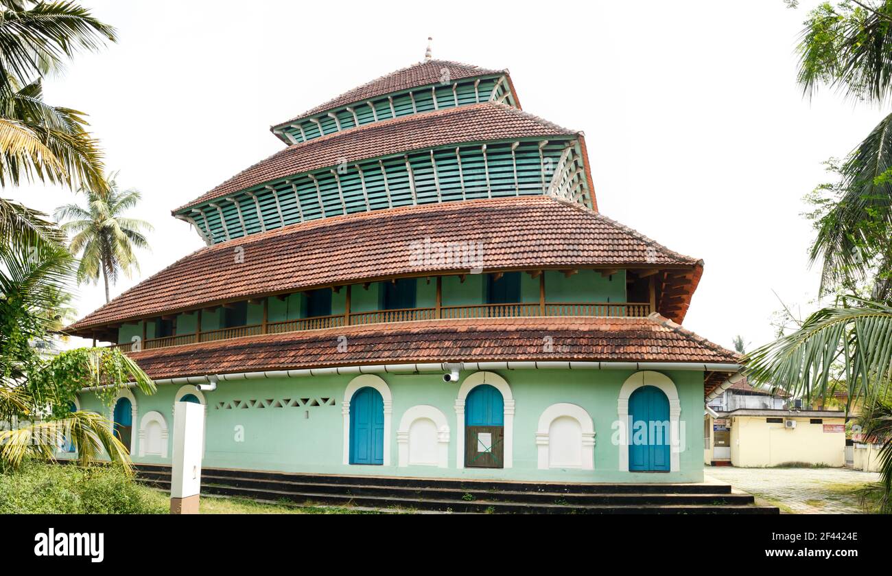 mishkal mosque calicut Stock Photo - Alamy