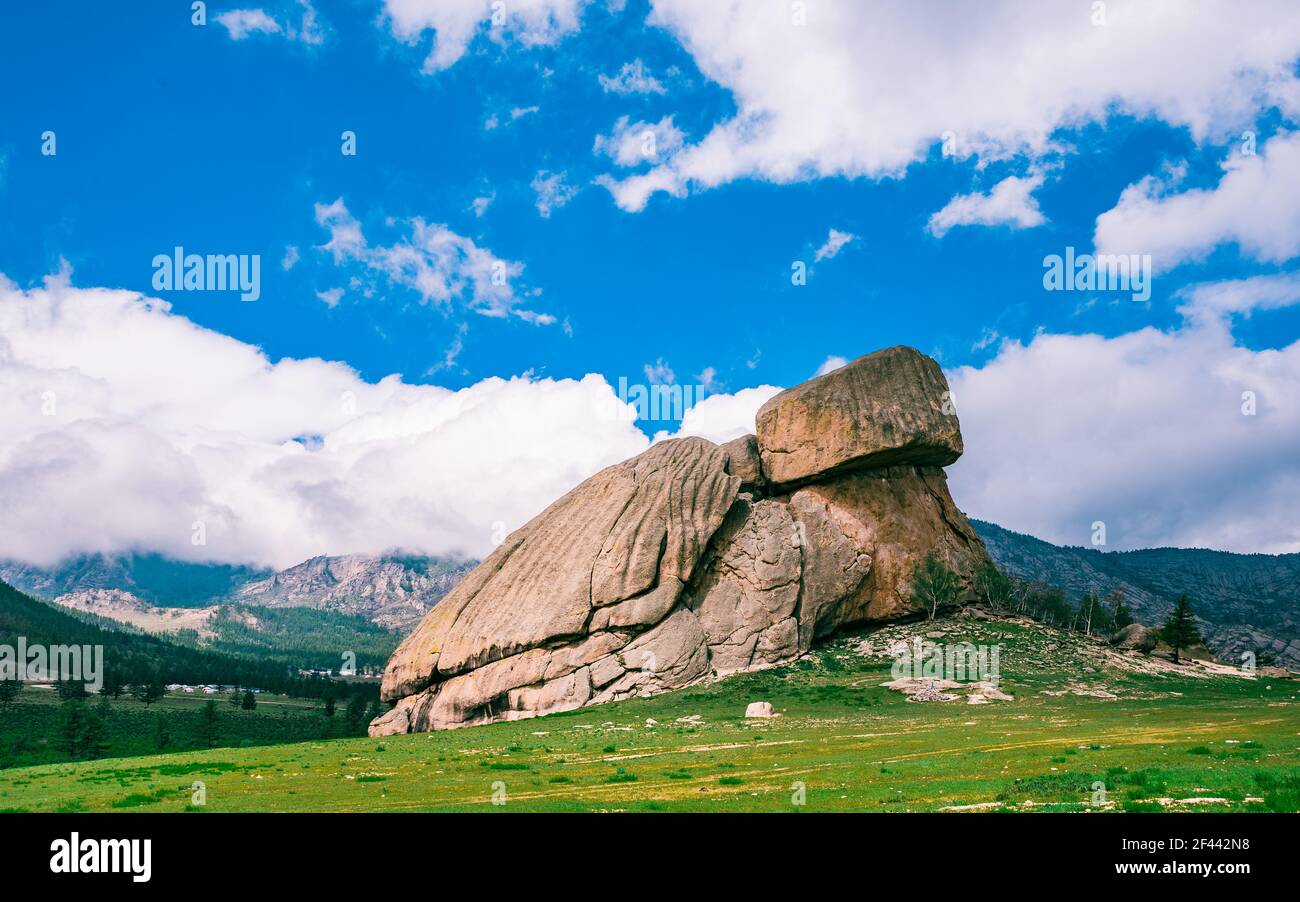 Turtle rock "Melkhii Khad" in Gorkhi Terelj National Park, Mongolia ...