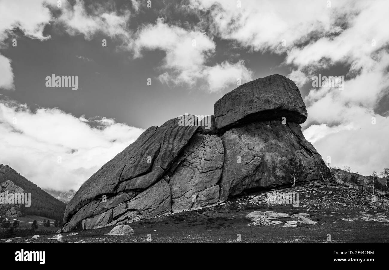 Turtle rock "Melkhii Khad" in Gorkhi Terelj National Park, Mongolia ...